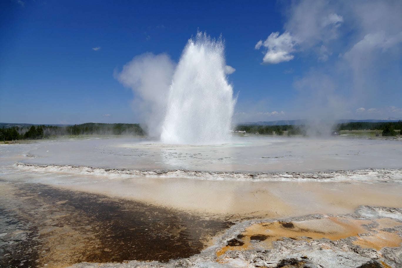 Mapping Snow- And Ice-Free Zones To Monitor Thermal Activity In Yellowstone