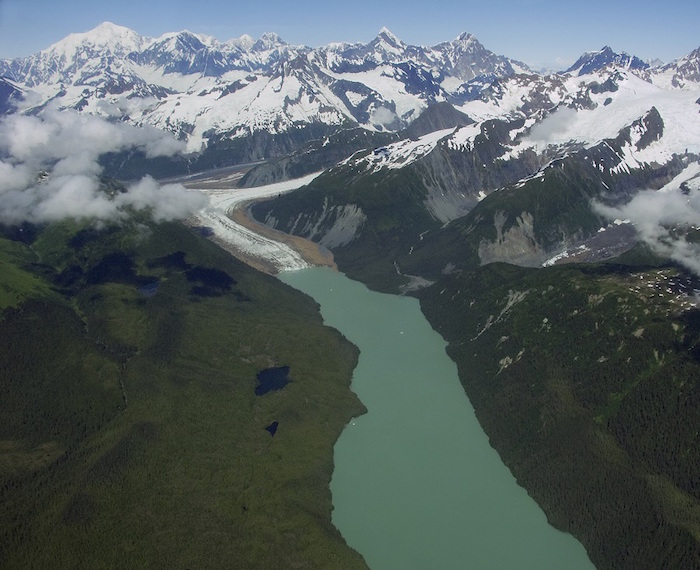 Pilot Survives Crashing Plane In Lake At Glacier Bay National Park